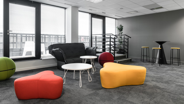 FUJITSU OFFICE, ŁÓDŹ, POLAND | Kinnarps - ArchiUp.com - A free BIM ...