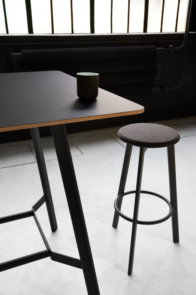 Minimus high tables | BALMA - ArchiUp.com - A free BIM & CAD objects ...