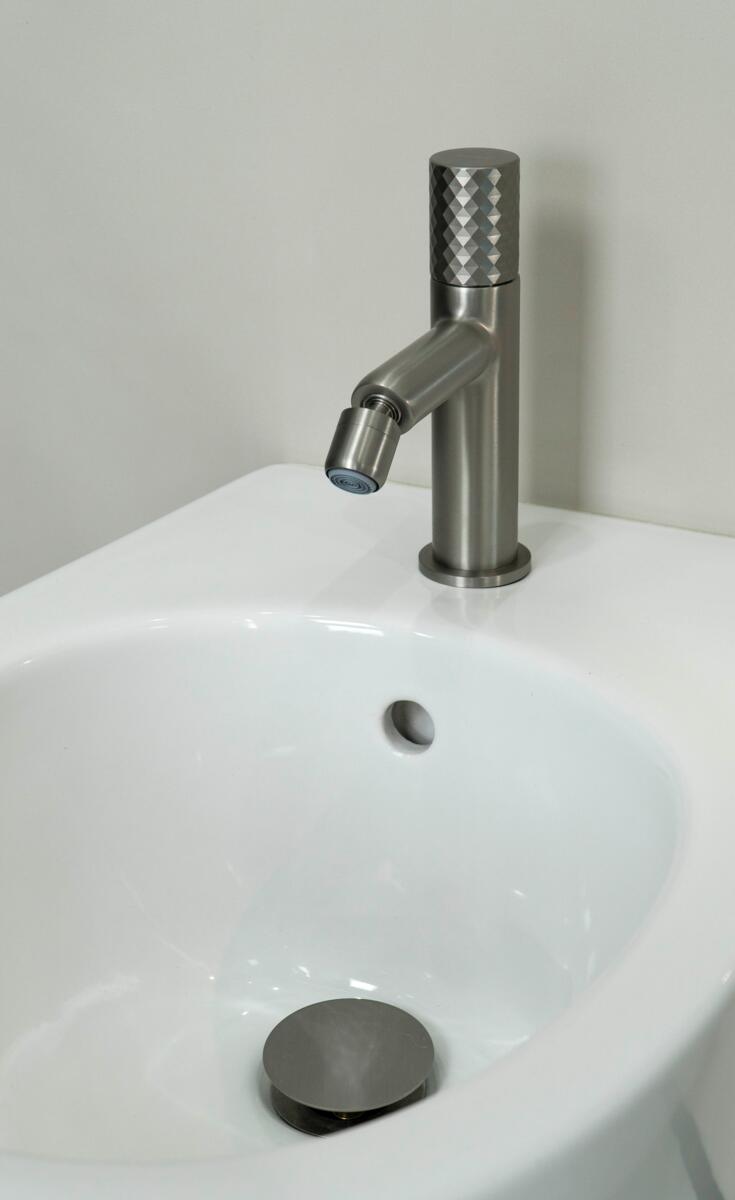 SILIA HEXA - Bidet tap - brushed steel - BHS_F30M | BHS_F30M | Deante ...
